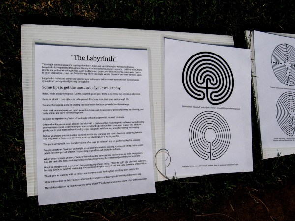 People meditate (or have fun) walking a labyrinth. – Cool San Diego Sights!