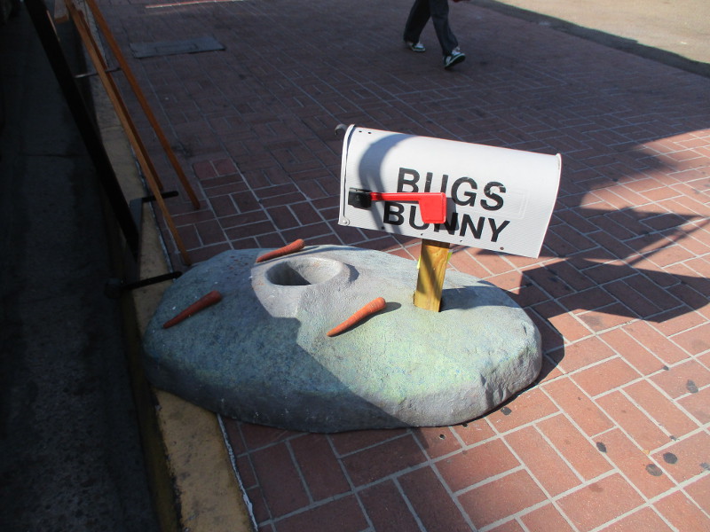 Bugs Bunny came out of his hole this morning… – Cool San Diego Sights!