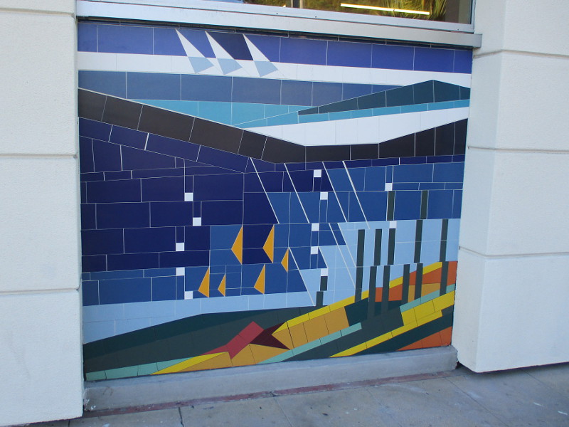 Beautiful tile murals at Vons in Coronado. – Cool San Diego Sights!