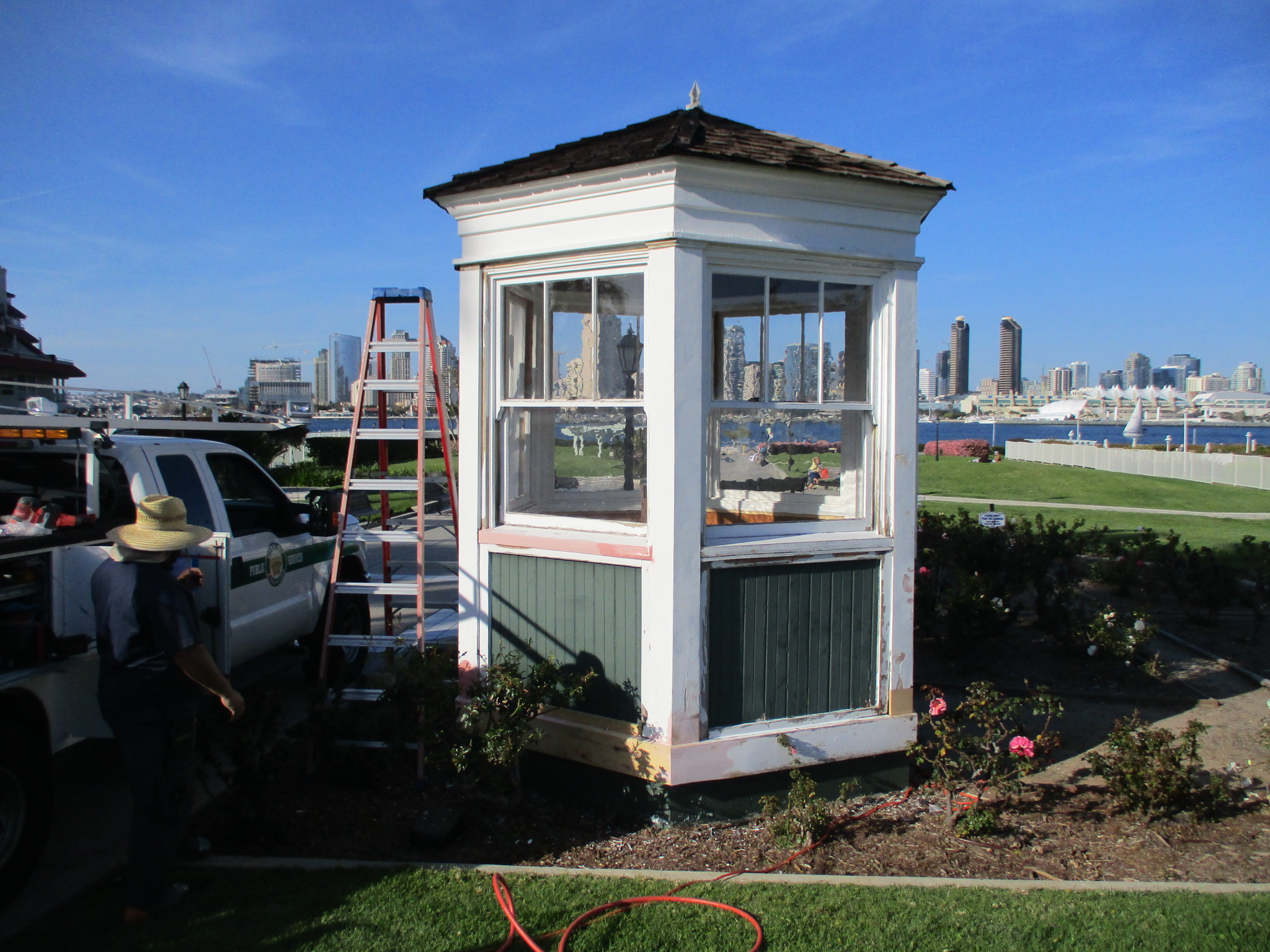 Restoring the old Coronado ferry ticket booth. – Cool San Diego Sights!