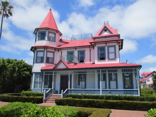 A walk past the Baby Del in Coronado. – Cool San Diego Sights!
