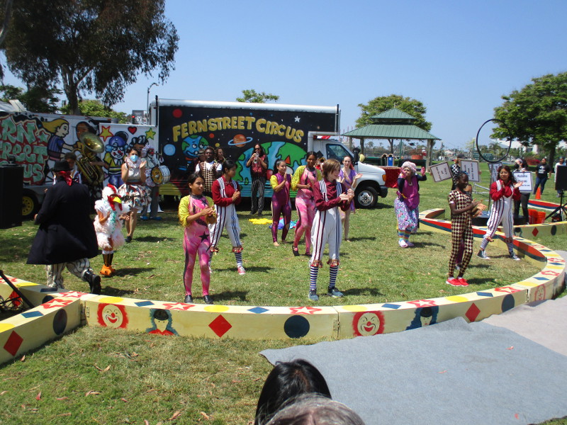 Fern Street Circus magic in City Heights! – Cool San Diego Sights!