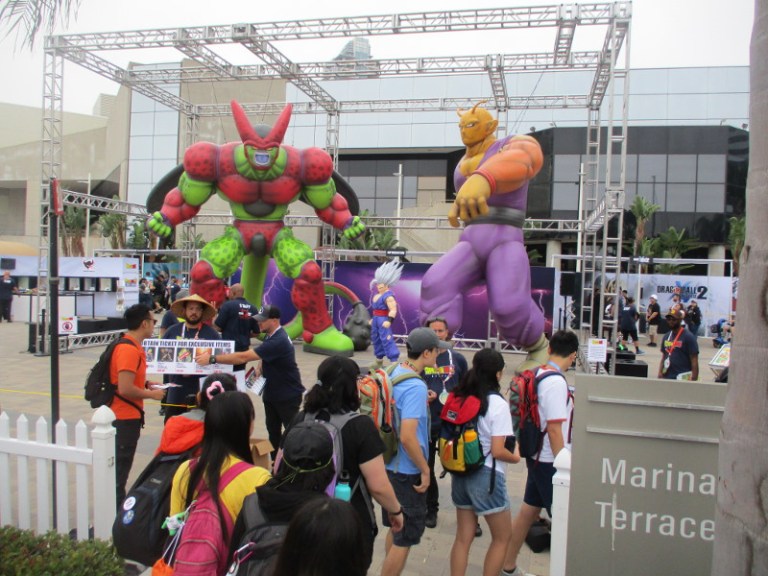 Cool photos of Dragon Ball at Comic-Con! – Cool San Diego Sights!