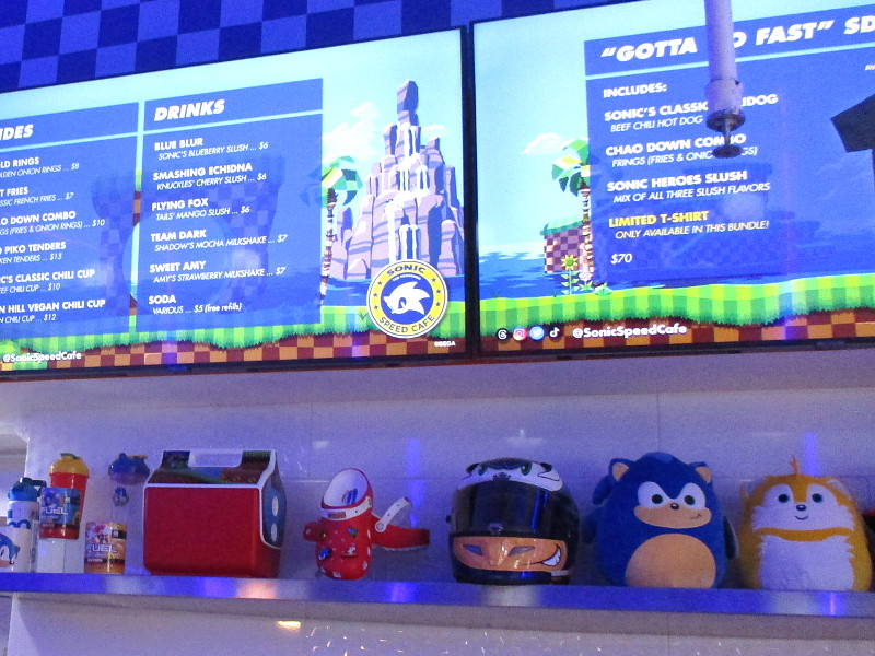 Sonic the Hedgehog serves fun “fast” food! – Cool San Diego Sights!