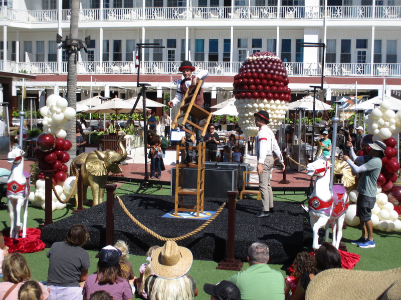 Old-fashioned carnival at Hotel del Coronado! – Cool San Diego Sights!