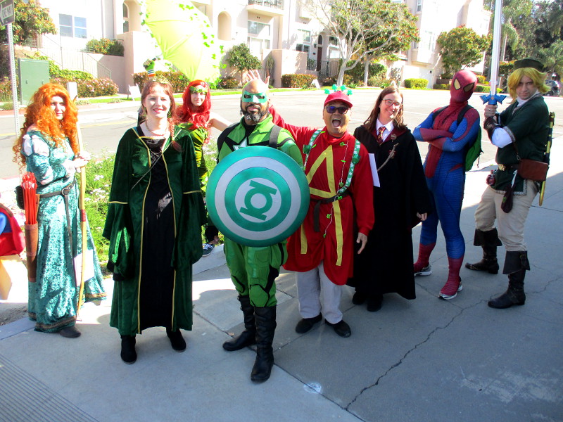 Cosplayers gather for St. Patrick’s Day Parade! – Cool San Diego Sights!