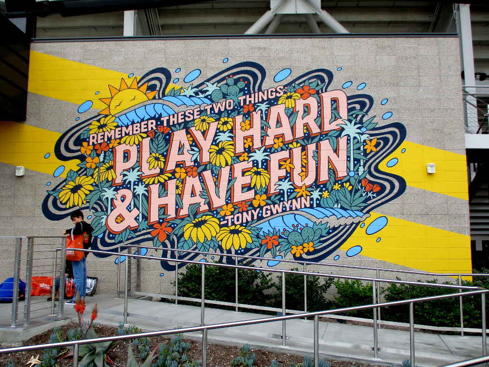 Snapdragon mural: Play hard and have fun! – Cool San Diego Sights!