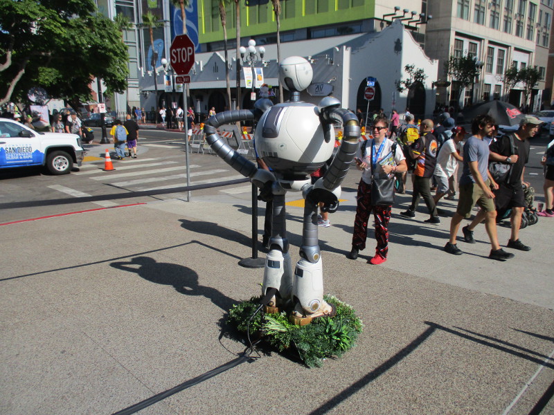 The Wild Robot cast appears at Comic-Con! – Cool San Diego Sights!