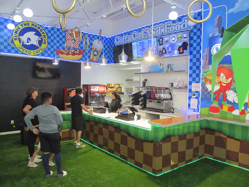 A visit to Sonic the Hedgehog Speed Café! – Cool San Diego Sights!