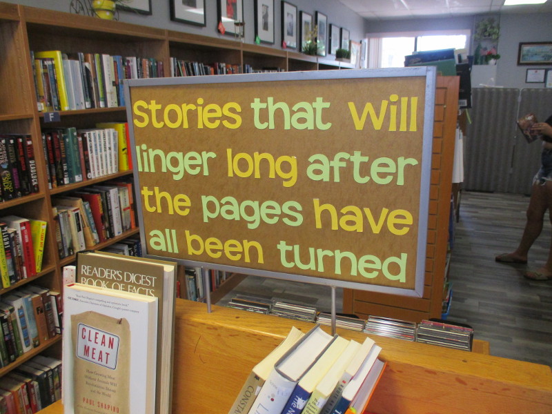 A wonderful used book store in Oceanside! – Cool San Diego Sights!