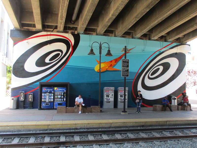 Cool new murals at Grossmont trolley station! – Cool San Diego Sights!