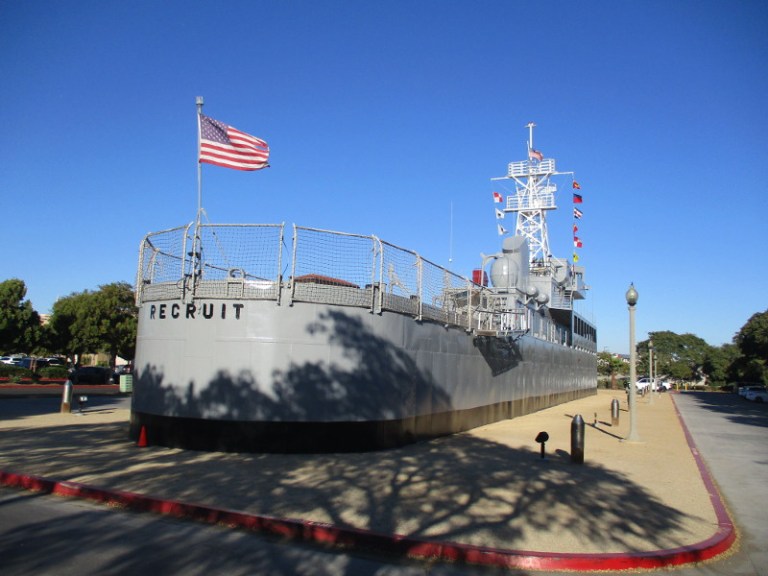 Inside the Navy’s landlocked USS Recruit training ship! – Cool San ...