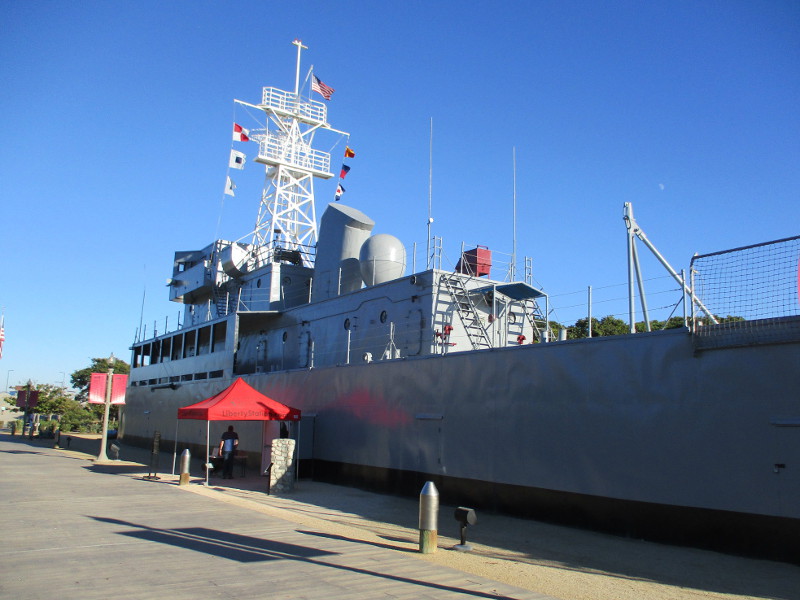 Inside the Navy’s landlocked USS Recruit training ship! – Cool San ...