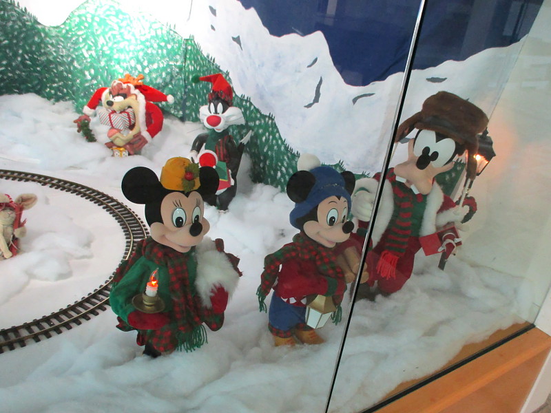 Holiday Train at the Coronado Public Library! – Cool San Diego Sights!