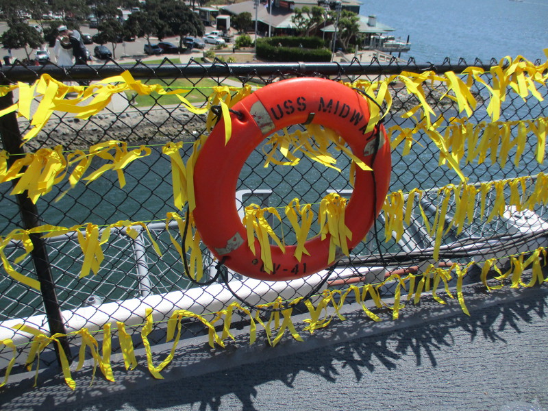 60,000 yellow ribbons on the USS Midway. – Cool San Diego Sights!